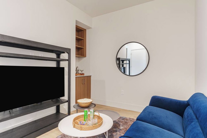 Rooftop Spa  + Pool | Fitness Center | Prime Little Italy | Ancora By Avantstay - Coronado, CA