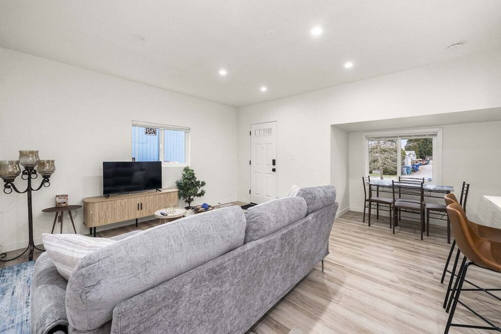 Spacious 3br West Seattle Home, Near Downtown - Bainbridge Island