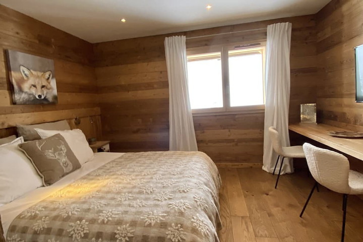 Montgenevre. Chalet Tipamountain Neuf  , Luxe ,Charme,185m Vue Superbe . - Césane