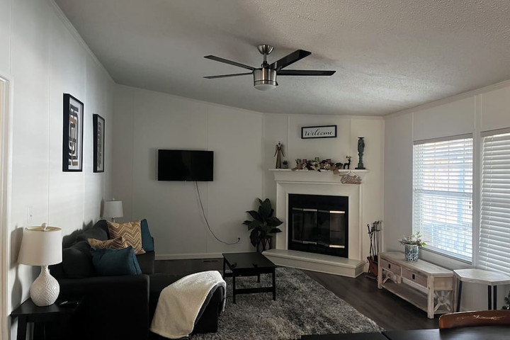 Lake Livingston 4br Retreat With Huge Private Dock For Fishing & Boating - Livingston, TX