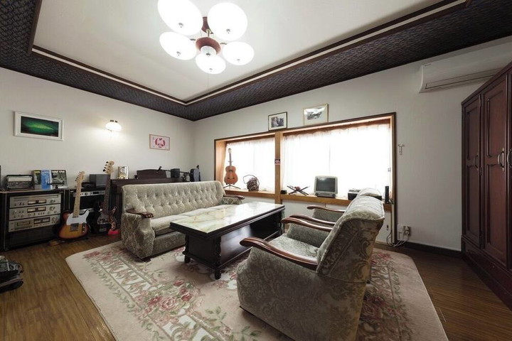 Tsubaki House, An Old Private House Salon In The Village Of Fermentation Kouzaki, A Farmhouse In The Middle Of Rice Paddies. - Narita