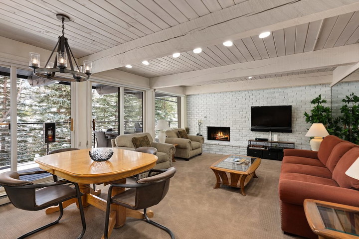 Chateau Roaring Fork Unité 7 | Condo De Luxe Avec Vue Sur La Rivière, à Quatre Pâtés De Maisons Du Centre D'aspen - Aspen, CO