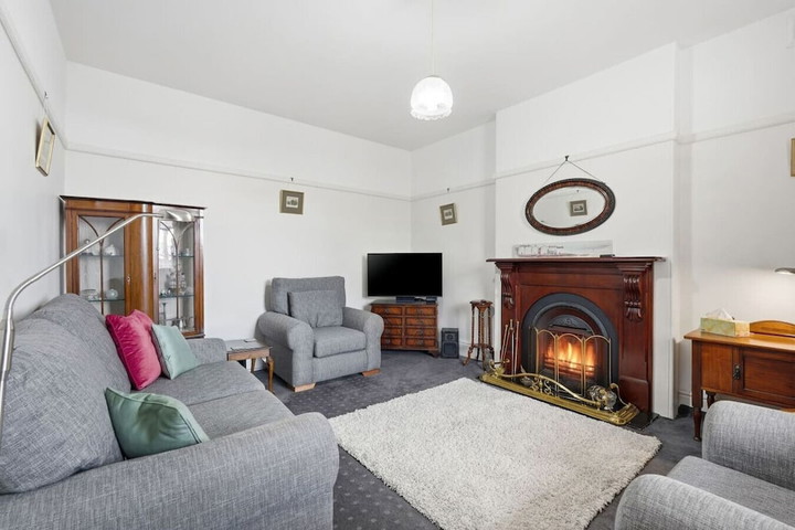 Charming Sandy Bay Cottage - Hobart