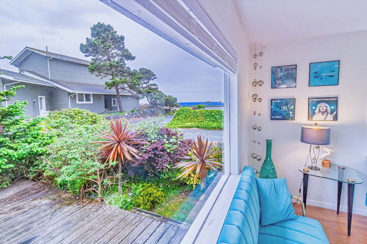 Ocean Views, Bbq, Bikes, Games: Selah Beach Home - Crescent City, CA