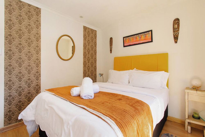Luxury Guest House Able To Assist From 2 To 18 Peoples Sharing Room In Cape Town - Western Cape