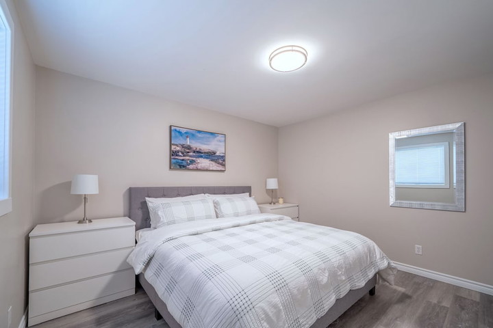 Completely Renovated Home In Parry Sound,with Full Kitchen, Laundry & Gazebo! - Parry Sound