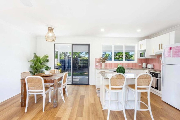 Farnborough Beach Cottage - Yeppoon