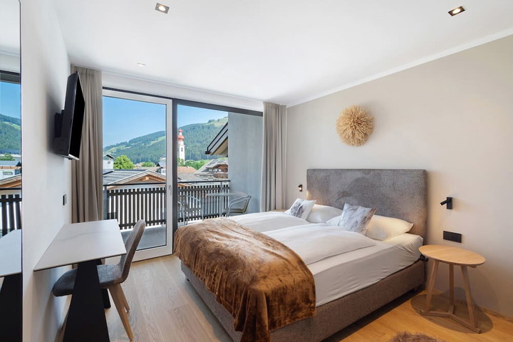 Apartment Hofer Room Bergnest With Mountain View, Private Terrace, And Wi-fi - San Candido
