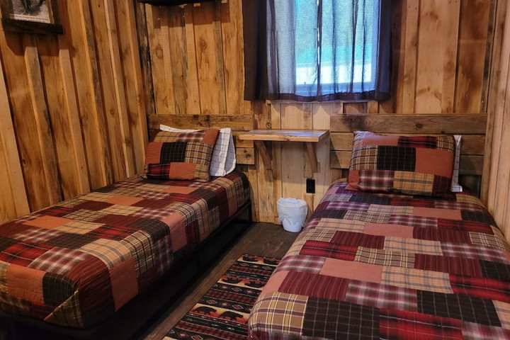 Incredible New Build ~ Awesome Atv Location ~ Game Room ~ Perfect Location! - Michigan