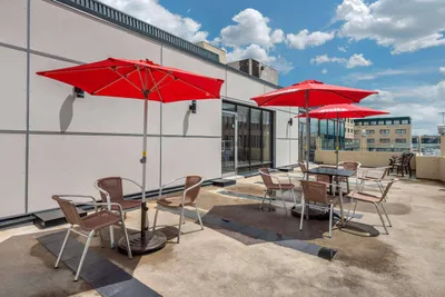 Quality Hotel Dorval - Montreal