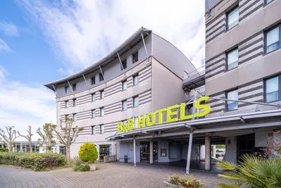 B&b Hotel Calais Terminal Cité De L'europe 3 éToiles - Coquelles