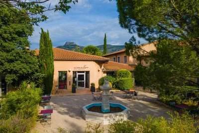 Logis Hôtel Noemys Pont De L’etoile - Roquevaire