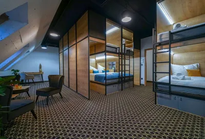 Chors Like A Hotel - Capsule & Nft Boutique Hostel Bratislava - City Center - Bratislava