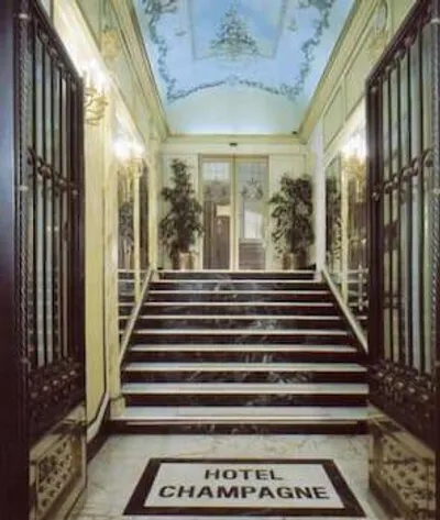 Champagne Palace Hotel - Rome