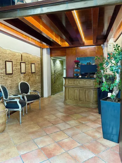 Catalina Suites Hotel - Valencia