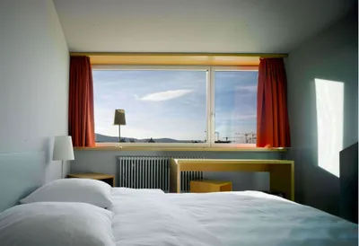 Hotel Marta - 1950’s Architecture In Zurich’s Vibrant Old Town, Near Main Station - Zürich
