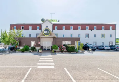 B&b Hotel Lyon St Bonnet Mi-plaine - Saint-Bonnet-de-Mure