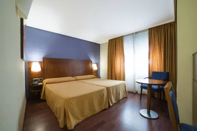 Torreluz Centro Hotel - Almería