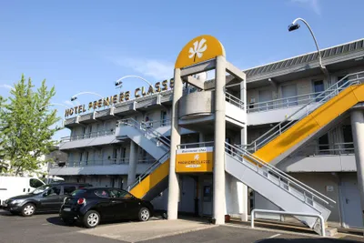 Htl Premiere Classe Tours Sud-chambray Les Tours - Touraine