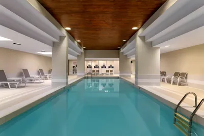 Doubletree By Hilton Hotel Toronto Downtown - Toronto