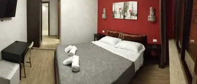 Inn Miracles Seven - Rome