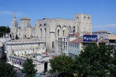 Kyriad Avignon Palais Des Papes - Villeneuve-lès-Avignon