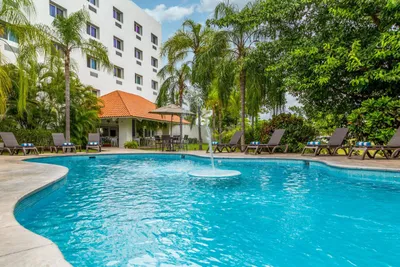 Comfort Inn Puerto Vallarta Golfside & Marina - Puerto Vallarta