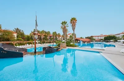 Portaventura Hotel El Paso - Includes Unlimited Access To Portaventura Park & 1 Access To Ferrari La - Salou