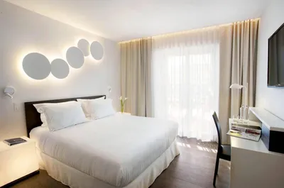 H10 Port Vell - La Barceloneta