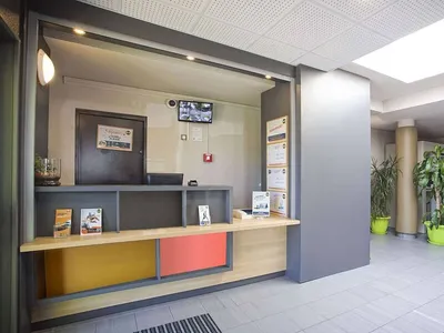 B&b Hotel Nanterre Rueil Malmaison - Nanterre