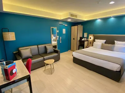 Grand Hotel Clichy - Clichy-la-Garenne