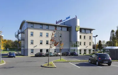 First Inn Hotel Les Ulis - Les Ulis