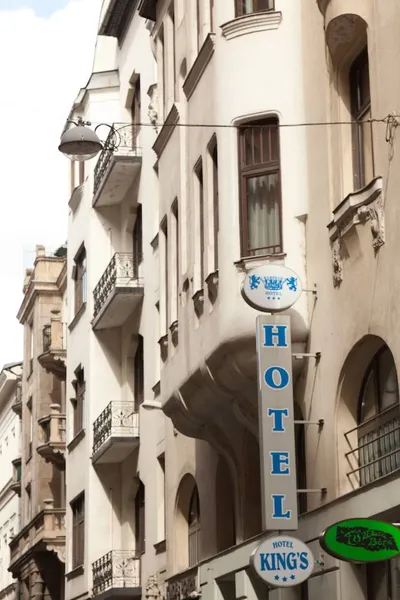 Equity Point Budapest - Hostel - Budapest