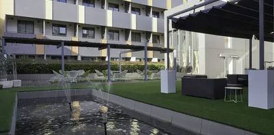 Hotel Vincci Zentro Zaragoza - Zaragoza