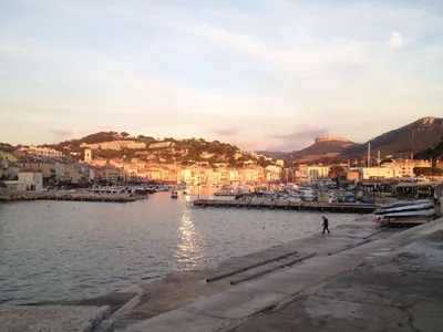Kyriad Direct Marseille Est - La Valentine - Aubagne