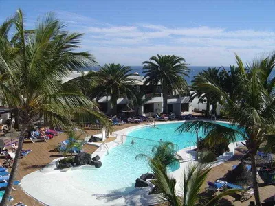 R2 BahÃa Kontiki Beach Apartments - Lanzarote