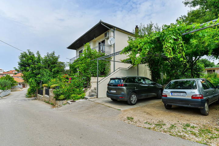 Appartements Avec Parking Pakostane, Biograd - 18981 - Croatie