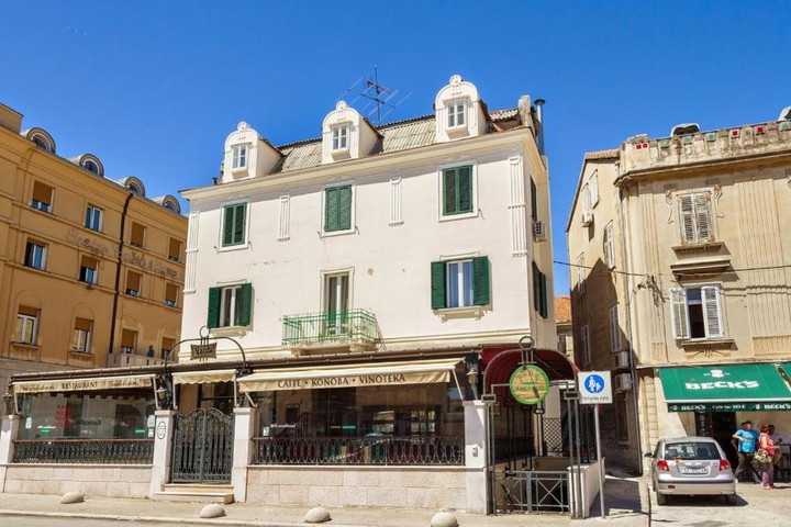 Apartments With Wifi Split - 25457 - Split