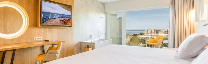Leiro Suites At Higuerón Hotel, Curio Collection By Hilton - Fuengirola