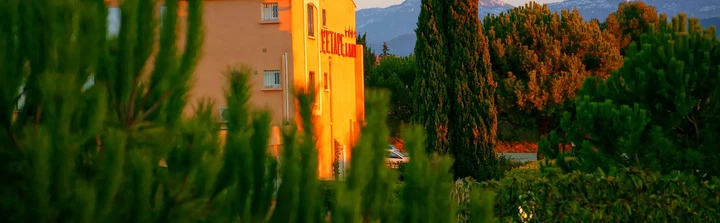 Logis Hôtel & Restaurant L'étape Bouc Bel Air - Bouc-Bel-Air