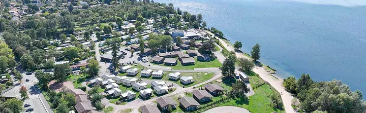 Hôtel Lodges Et Spa Les Voiles Du Grand Large - Décines-Charpieu