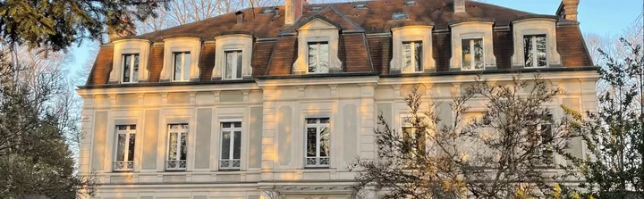 Le Château De La Dame Blanche - Doubs