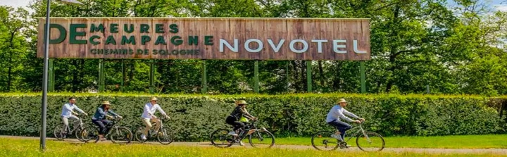 Novotel Orléans Chemins De Sologne Demeures De Campagne - Orleans