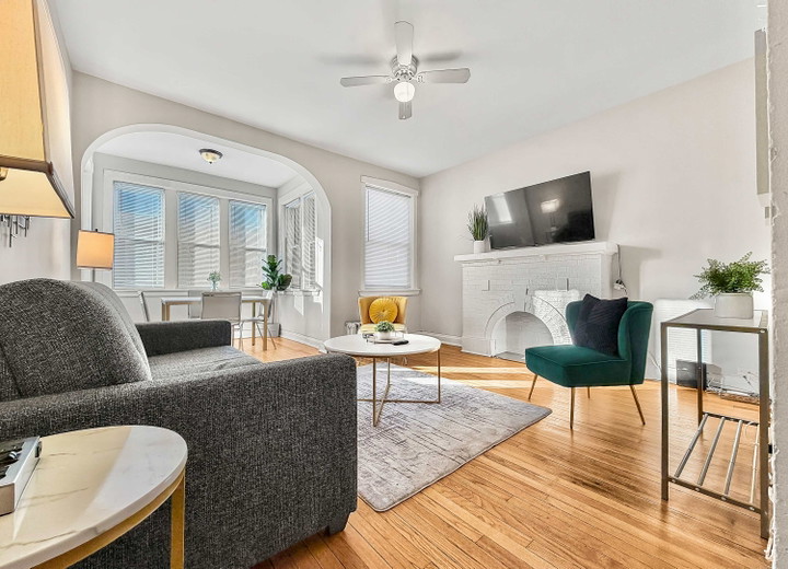 3br Spacious Apartment In Chicago - Chicago, IL