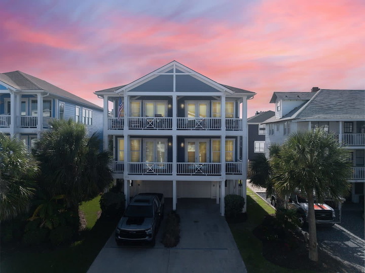 Paradise By The Pier By Carolina Getaway - Wrightsville Beach, NC
