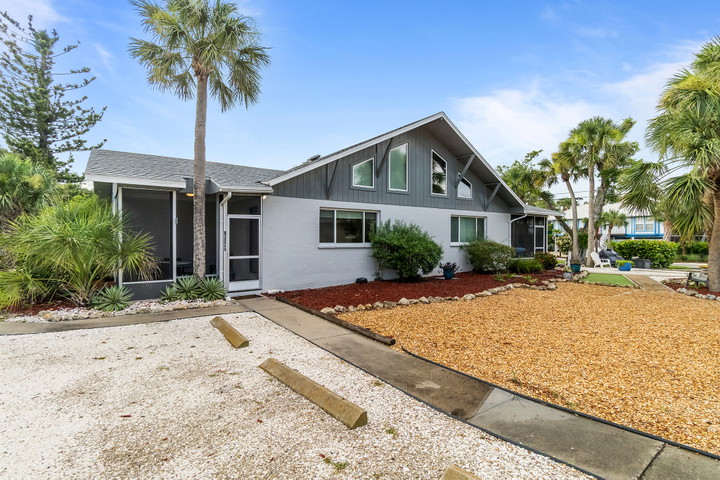 Sanibel Shores B2 - Sanibel Island, FL