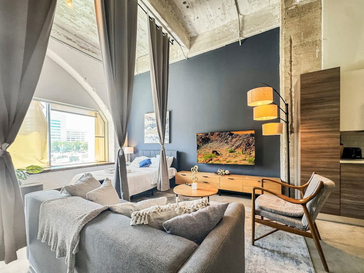 Elegant 2bd | Dt Dallas | Sleeps 10 | Valetparking - Dallas, TX