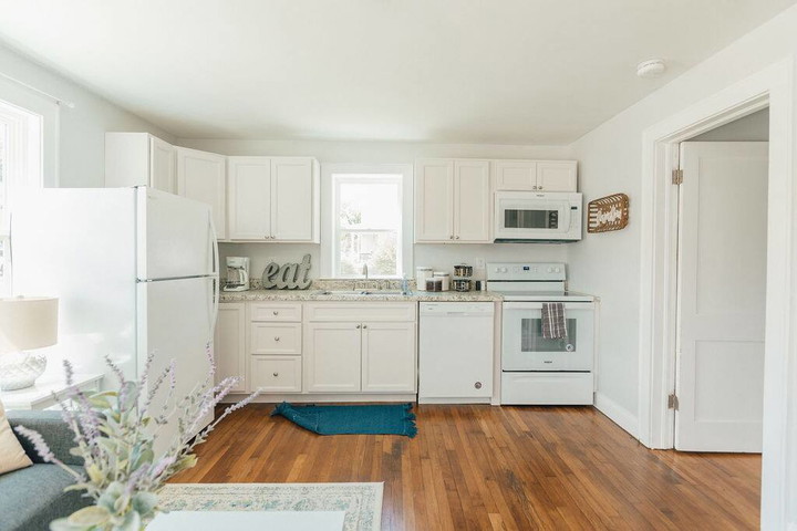 Functional Apartment Near Downtown Bristol - Bristol, TN
