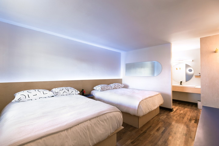 Smart Tv And Convenient Amenities - Charming Boutique Haven - United States