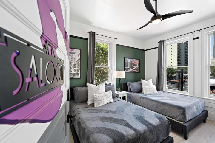 La Ventana Hotel I Historic Hotel Suite | Near Gaslamp & Waterfront - San Diego, CA